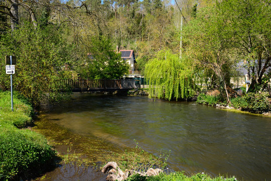 รูปภาพIton – เลือกดูภาพถ่ายสต็อก เวกเตอร์ และวิดีโอ150 | Adobe Stock