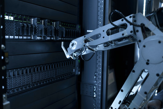 "Robot Automatic Data Storage And Center Database Images – Browse 89 Stock Photos, Vectors, and ...
