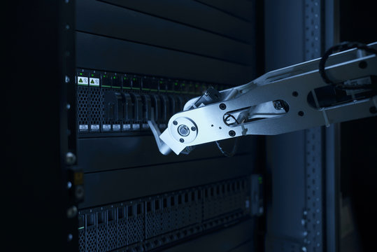 "Robot Automatic Data Storage And Center Database Images – Browse 89 Stock Photos, Vectors, and ...