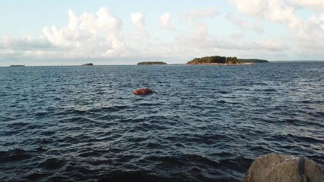 "Lone Island" - Images et vidéos libres de droits | Adobe Stock