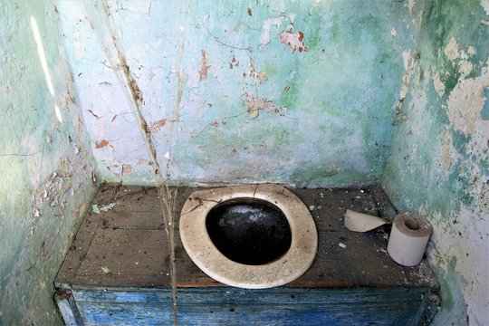 Letrina Bilder – Durchsuchen 94 Archivfotos, Vektorgrafiken und Videos ...