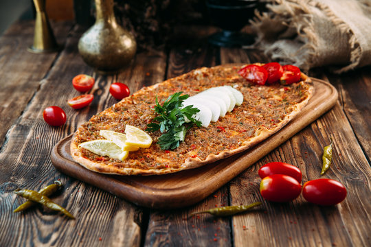 Lahmacun Images – Browse 121 Stock Photos, Vectors, and Video | Adobe Stock