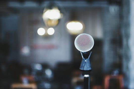 Singen Bilder – Durchsuchen 684,551 Archivfotos, Vektorgrafiken und ...