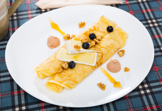 รูปภาพFuagra – เลือกดูภาพถ่ายสต็อก เวกเตอร์ และวิดีโอ115 | Adobe Stock