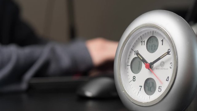 รูปภาพWorkaround – เลือกดูภาพถ่ายสต็อก เวกเตอร์ และวิดีโอ435 | Adobe Stock