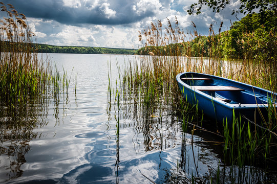 Ruderboot bilder – Bläddra bland 5,451 stockfoton, vektorer och videor ...