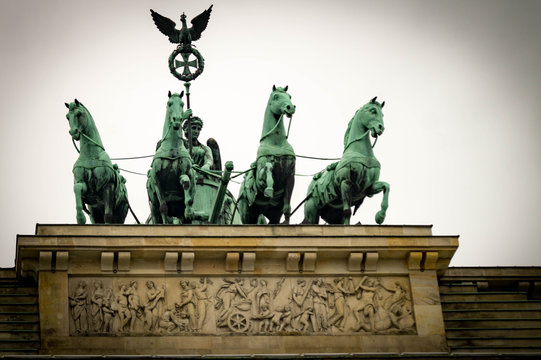 รูปภาพQuadriga – เลือกดูภาพถ่ายสต็อก เวกเตอร์ และวิดีโอ7,038 | Adobe Stock