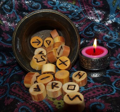 「Runy」の写真素材 | 46件の無料イラスト画像 | Adobe Stock