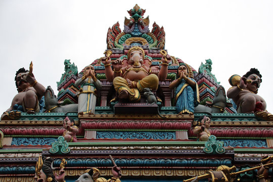 Singaporian Bilder – Durchsuchen 406 Archivfotos, Vektorgrafiken und ...