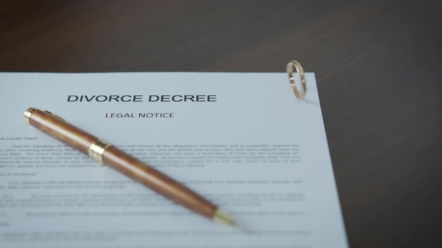 Divorce-Papers Bilder – Durchsuchen 38 Archivfotos, Vektorgrafiken und ...