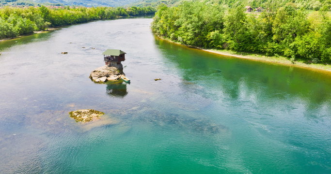 Basta Bilder – Durchsuchen 806 Archivfotos, Vektorgrafiken und Videos ...