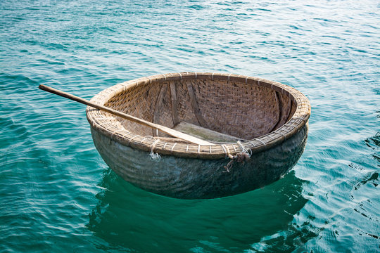 รูปภาพCoracle – เลือกดูภาพถ่ายสต็อก เวกเตอร์ และวิดีโอ1,389 | Adobe Stock