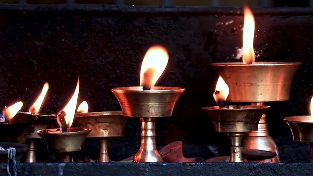 "Butter Lamp" Billeder – Gennemse 383 stockfotos, vektorer og videoer ...