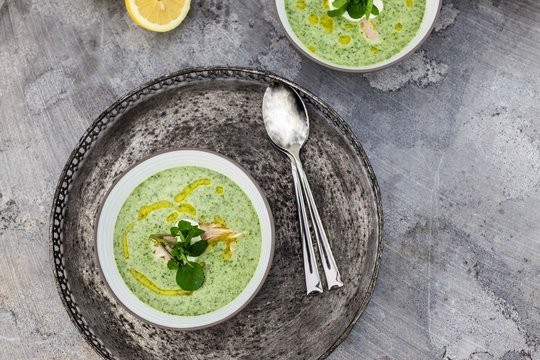 Tagessuppe Bilder – Durchsuchen 16,446 Archivfotos, Vektorgrafiken und ...