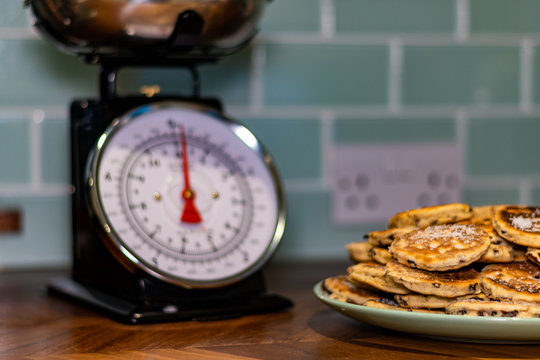 Bakestone Bilder – Durchsuchen 156 Archivfotos, Vektorgrafiken und ...