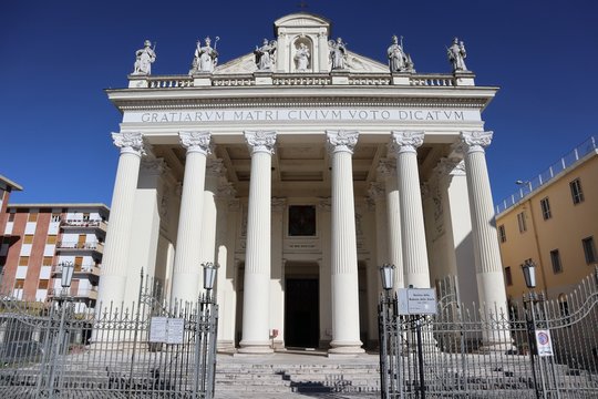 Trabeazione-Bilder: Stock-Fotos & -Videos. | Adobe Stock