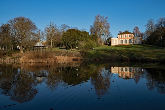 Prinz-Emil-Schlößchen-Bilder: Stock-Fotos & -Videos. | Adobe Stock