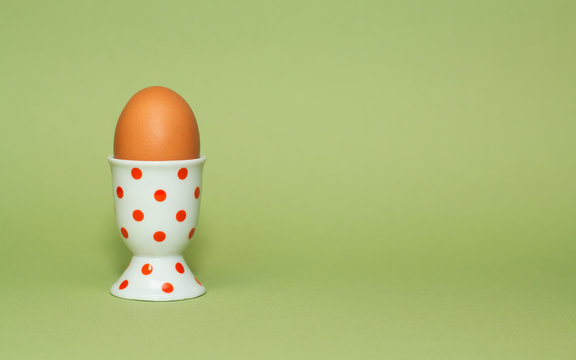 Eierbecher Bilder – Durchsuchen 10,864 Archivfotos, Vektorgrafiken und ...