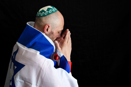 Yarmulke 이미지 – 찾아보기 7,013 스톡 사진, 벡터 및 비디오 | Adobe Stock