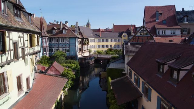 รูปภาพColmar – เลือกดูภาพถ่ายสต็อก เวกเตอร์ และวิดีโอ18,395 | Adobe Stock