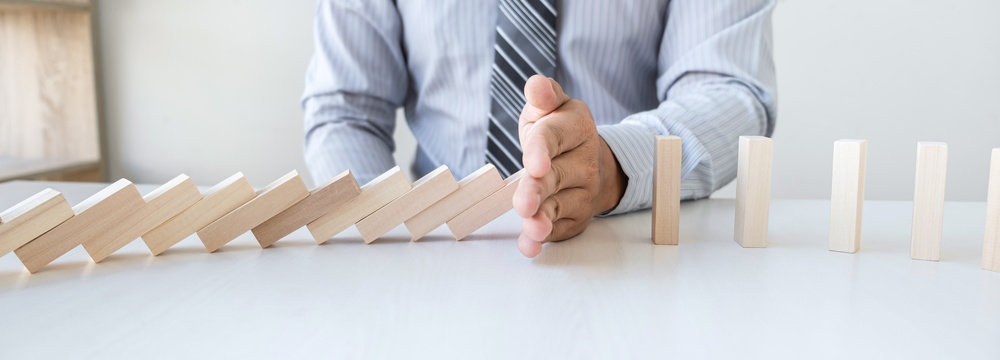 รูปภาพToppling – เลือกดูภาพถ่ายสต็อก เวกเตอร์ และวิดีโอ13,747 | Adobe Stock