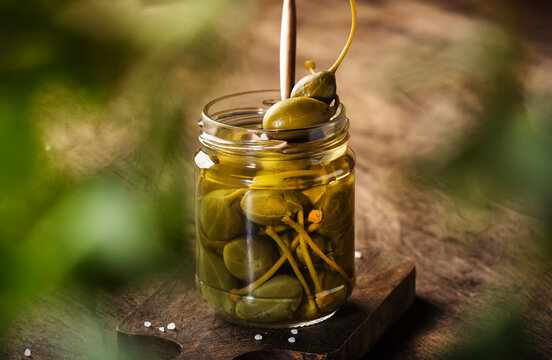 Kapers 이미지 – 찾아보기 397 스톡 사진, 벡터 및 비디오 | Adobe Stock