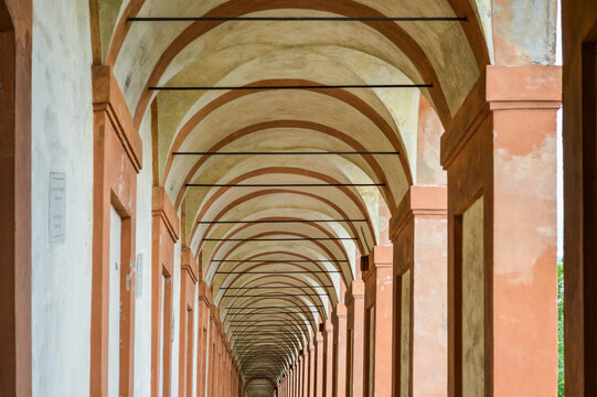 รูปภาพ"Arcades – เลือกดูภาพถ่ายสต็อก เวกเตอร์ และวิดีโอ267,629 | Adobe ...