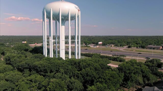 "Water Tower" Images – Browse 37,365 Stock Photos, Vectors, and Video ...