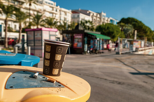 Imágenes de Polluant: descubre bancos de fotos, ilustraciones, vectores ...