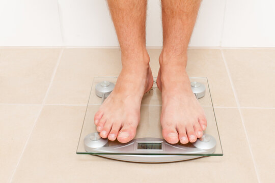 Weighing-Machine-Bilder: Stock-Fotos & -Videos. | Adobe Stock