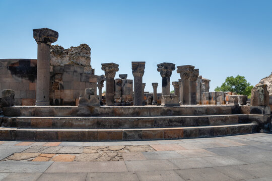 Tetraconch Images – Browse 233 Stock Photos, Vectors, and Video | Adobe ...