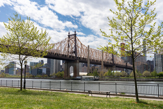 「Queensbridge」の写真素材 | 77件の無料イラスト画像 | Adobe Stock