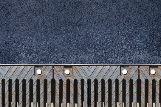 Abwasserdeckel Bilder – Durchsuchen 1,171 Archivfotos, Vektorgrafiken ...