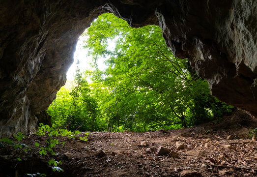 Dechenhöhle Bilder – Durchsuchen 38 Archivfotos, Vektorgrafiken und ...