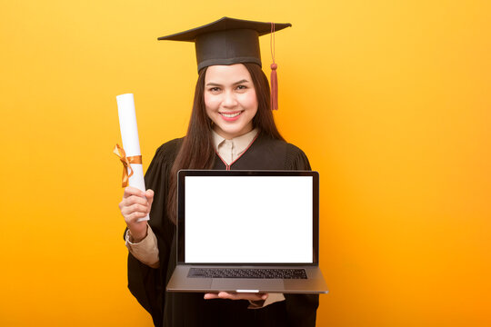 Graduation Mockup Bilder – Durchsuchen 5,819 Archivfotos ...