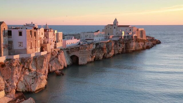 Vieste Bilder – Durchsuchen 6,036 Archivfotos, Vektorgrafiken und ...