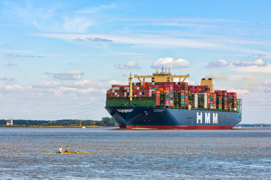 Hmm Bilder – Durchsuchen 3,750 Archivfotos, Vektorgrafiken und Videos ...