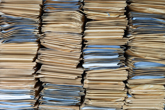 Aktenstapel Bilder – Durchsuchen 10,656 Archivfotos, Vektorgrafiken und ...