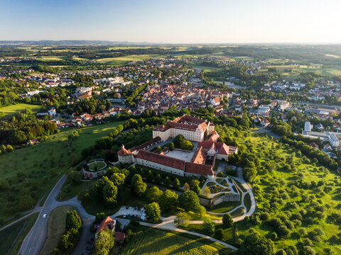 Angerburg Bilder – Durchsuchen 1,434 Archivfotos, Vektorgrafiken und ...
