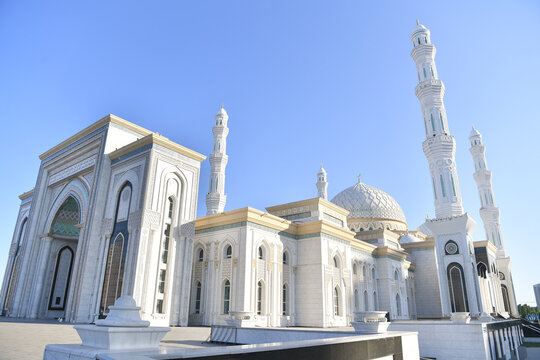 Hazret Bilder – Durchsuchen 365 Archivfotos, Vektorgrafiken und Videos ...