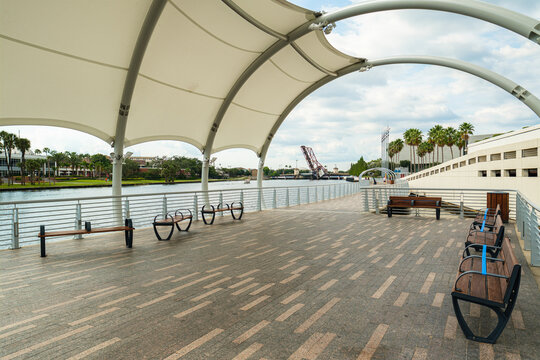 3,599 BEST Riverwalk IMAGES, STOCK PHOTOS & VECTORS | Adobe Stock