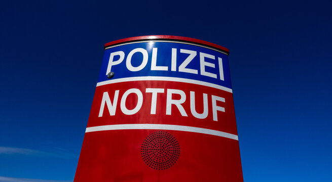 Polizeinotruf Images – Browse 45 Stock Photos, Vectors, and Video ...