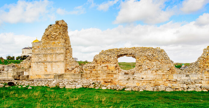 Khersones Bilder – Durchsuchen 838 Archivfotos, Vektorgrafiken und ...
