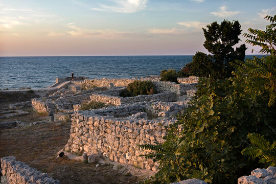 รูปภาพChersonesus – เลือกดูภาพถ่ายสต็อก เวกเตอร์ และวิดีโอ1,480 | Adobe ...