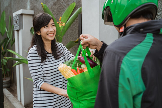 Marktfahrer Bilder – Durchsuchen 6,630 Archivfotos, Vektorgrafiken und ...