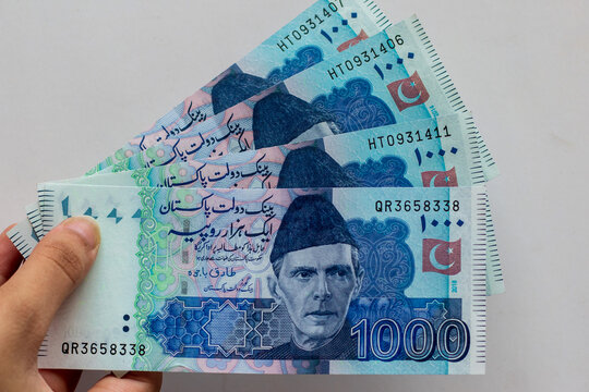 「1000Euro」の画像 - 4,524 件の Stock 写真、ベクターおよびビデオ | Adobe Stock