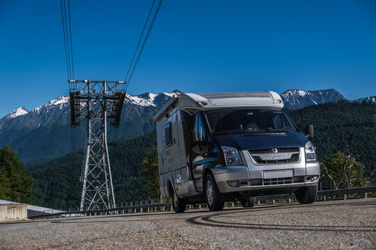 รูปภาพAutocaravan – เลือกดูภาพถ่ายสต็อก เวกเตอร์ และวิดีโอ154 | Adobe Stock