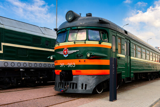 "Electric Multiple Unit" Images – Parcourir 277 le catalogue de photos ...