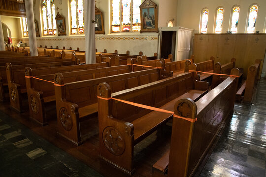 Social Distance Church Images – Browse 73 Stock Photos, Vectors, and ...