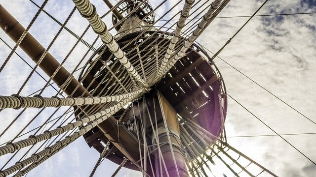 Mainmast Bilder – Durchsuchen 2,123 Archivfotos, Vektorgrafiken und ...